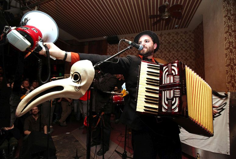 Daniel Kahn & The Painted Bird | KaFF Hottenbach: Kultur auf Feld und Flur